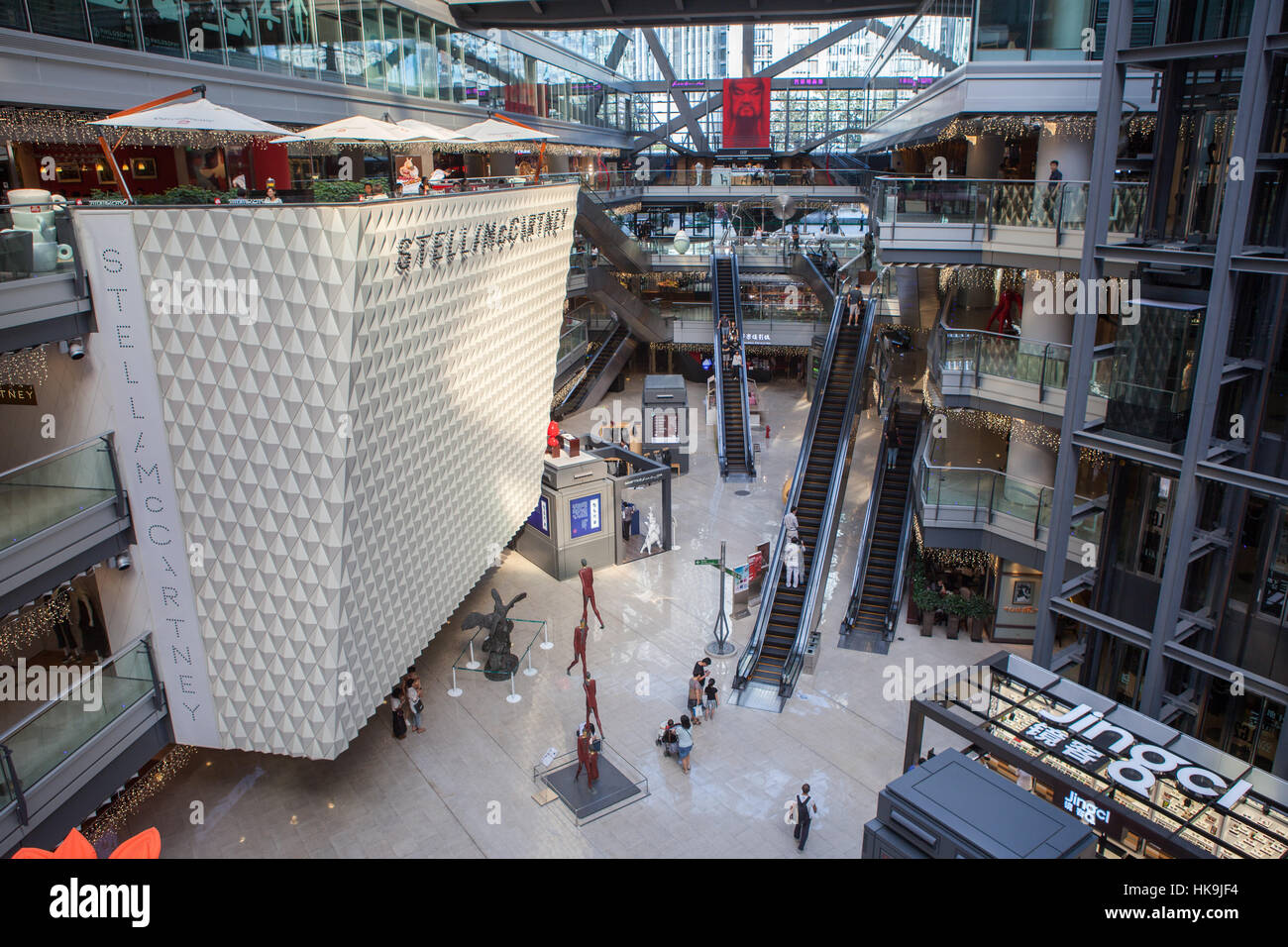 Green Parkview, eco-friendly shopping center designed by architect ...