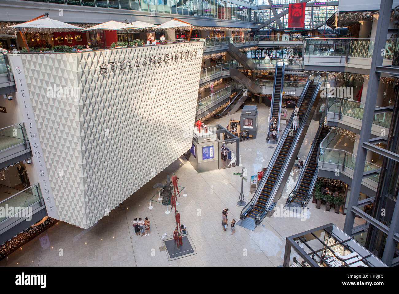 Green Parkview, eco-friendly shopping center designed by architect ...
