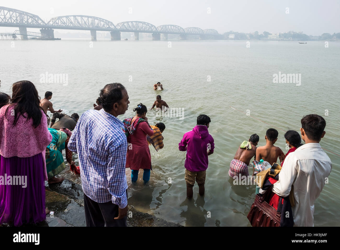 India, West Bengal, Kolkata, Hughli river, daily life Stock Photo - Alamy