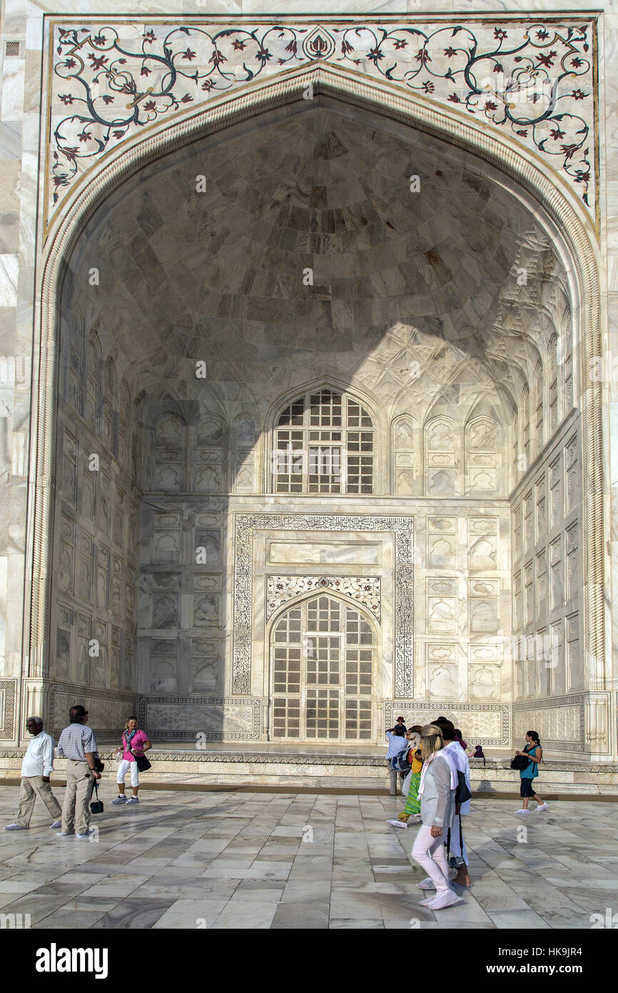 The Taj Mahal is an ivory-white marble mausoleum on the south bank of ...