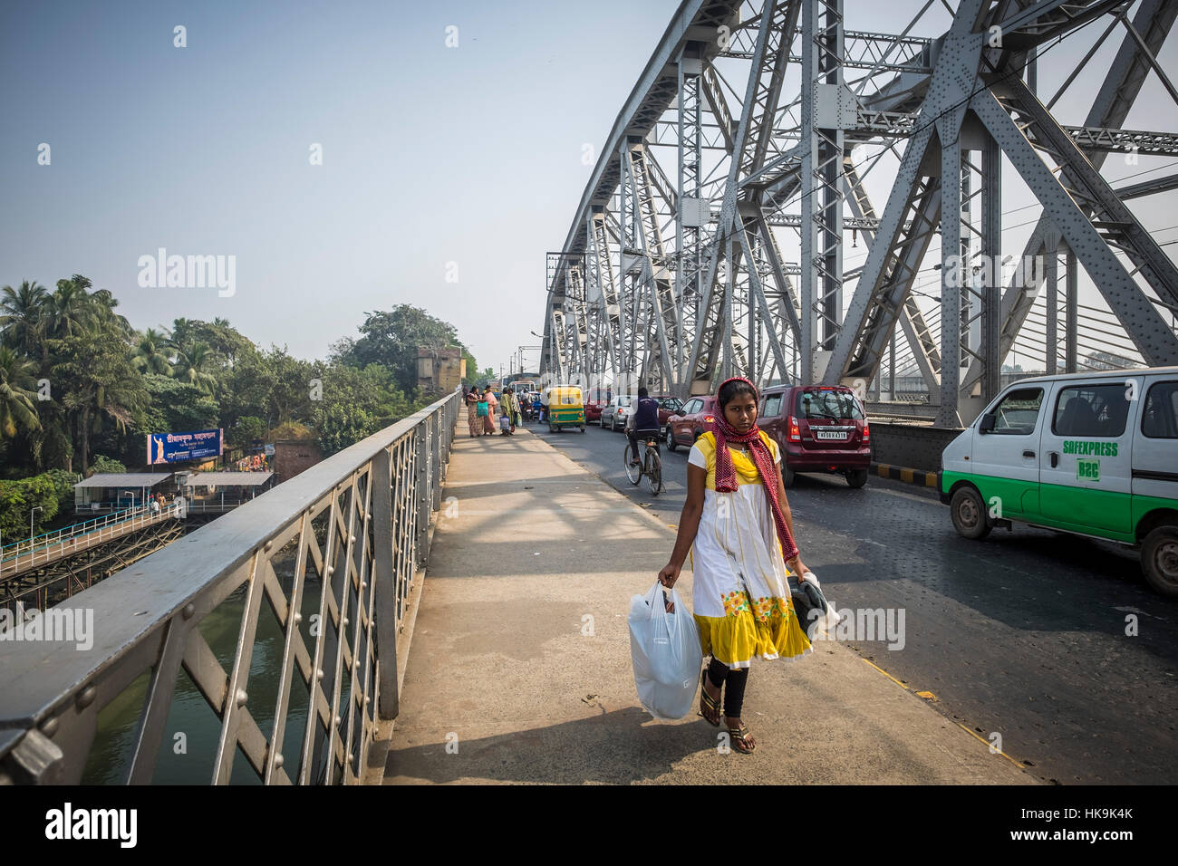 India, West Bengal, Kolkata, Howrah Bridge Stock Photo - Alamy