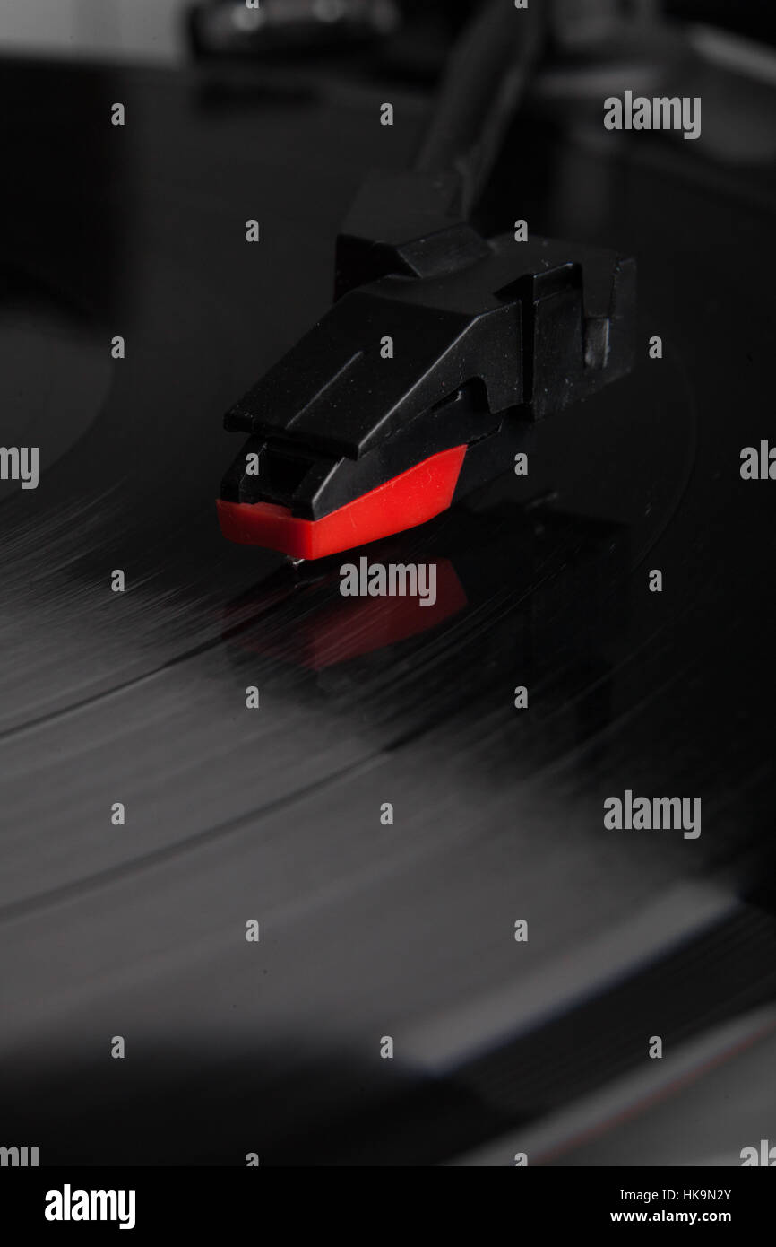 Turntable hi-res stock photography and images - Alamy
