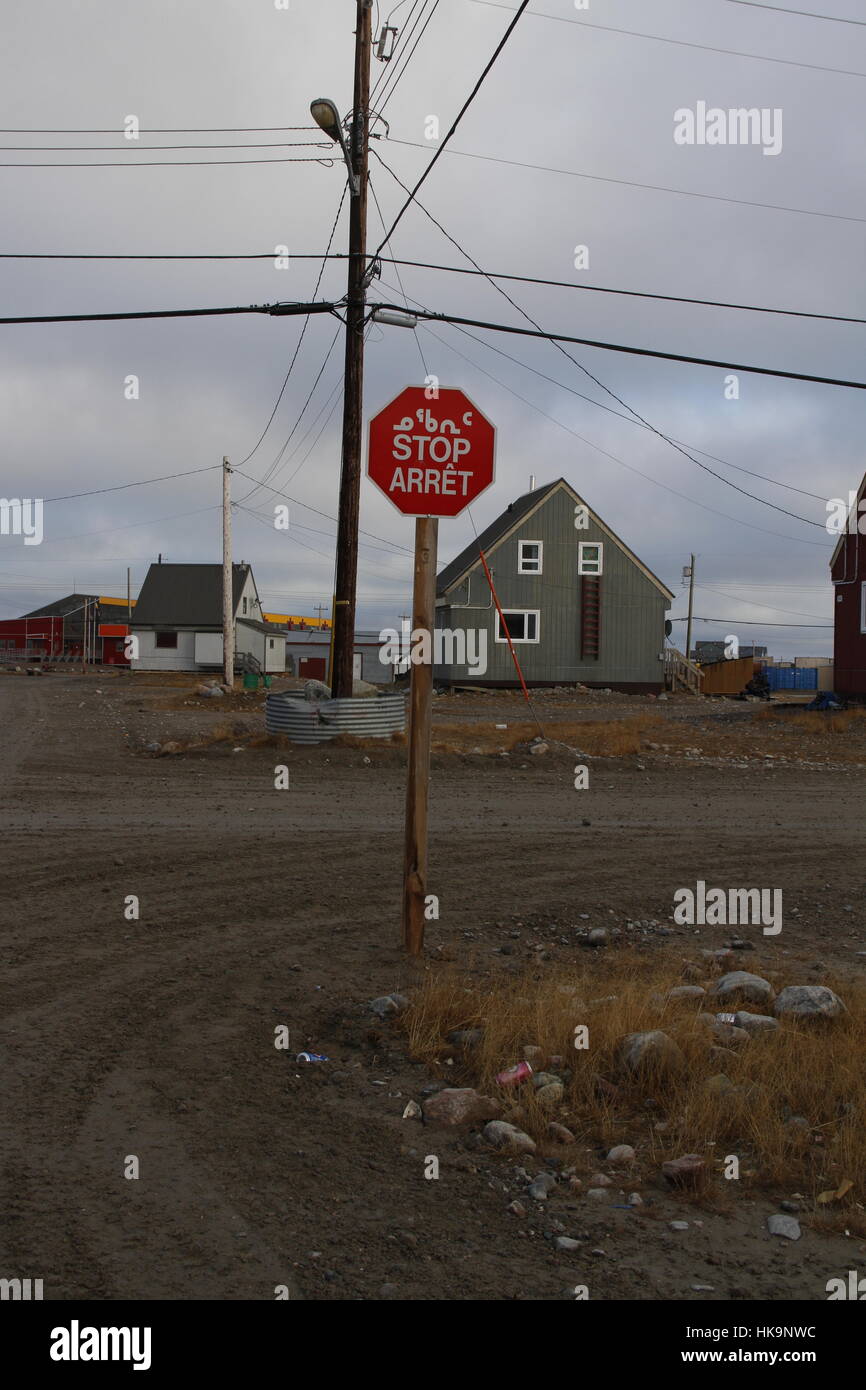 Inuktitut sign hi-res stock photography and images - Alamy