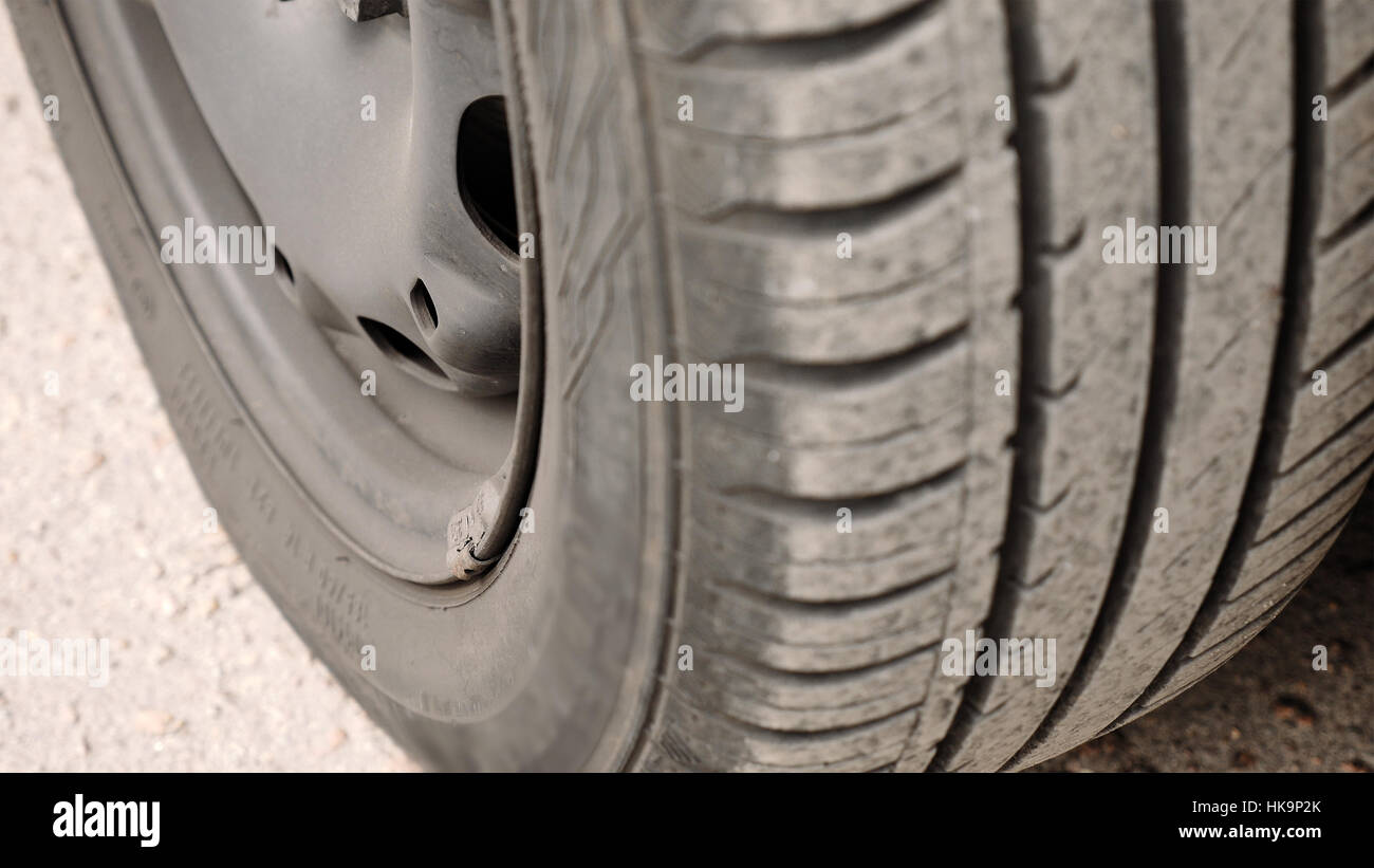 Car wheel parts Stock Photo - Alamy