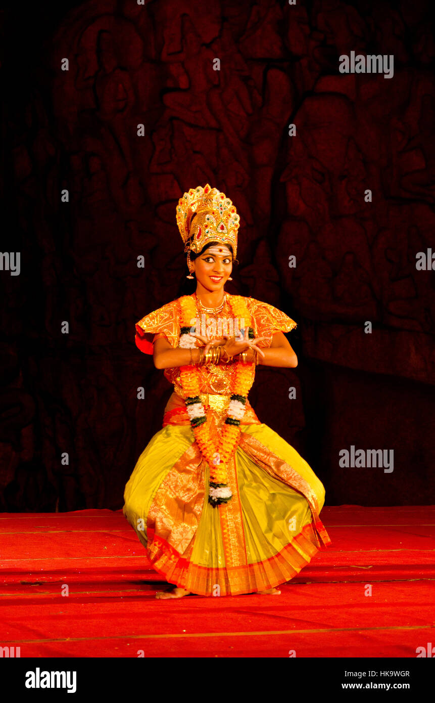 Bharatanatyam chennai hi-res stock photography and images - Alamy