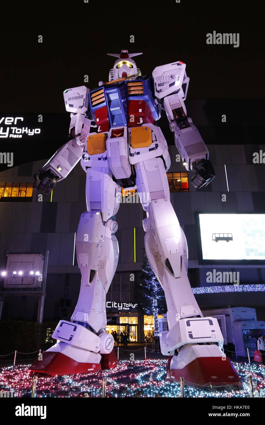 Actual size statue of Gundam at Gundam Front Tokyo, Odaiba, Tokyo ...