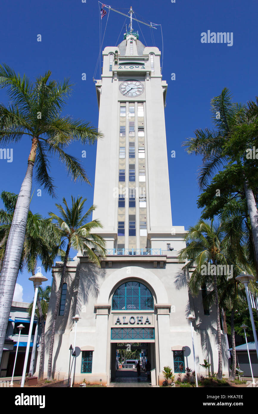 Aloha tower hi-res stock photography and images - Alamy