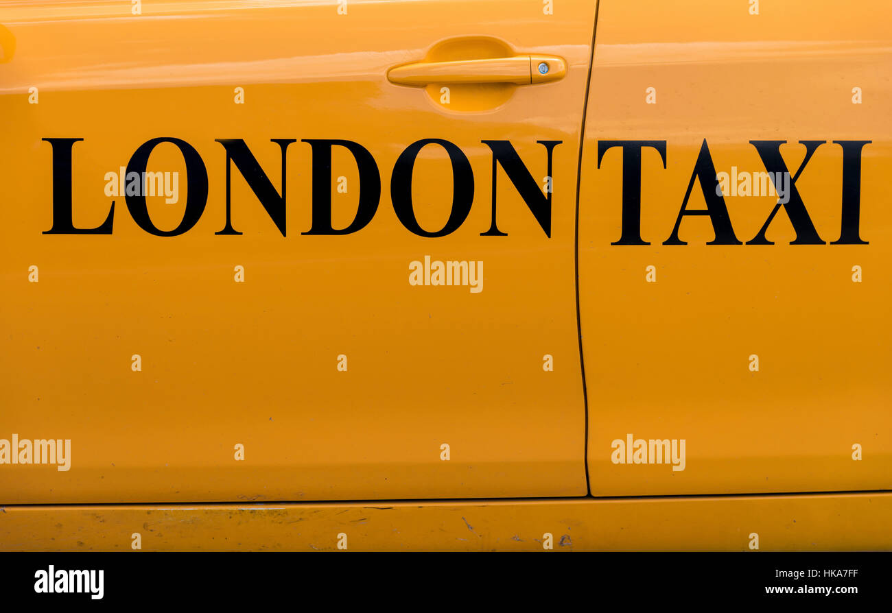 Painted london cab hi-res stock photography and images - Alamy