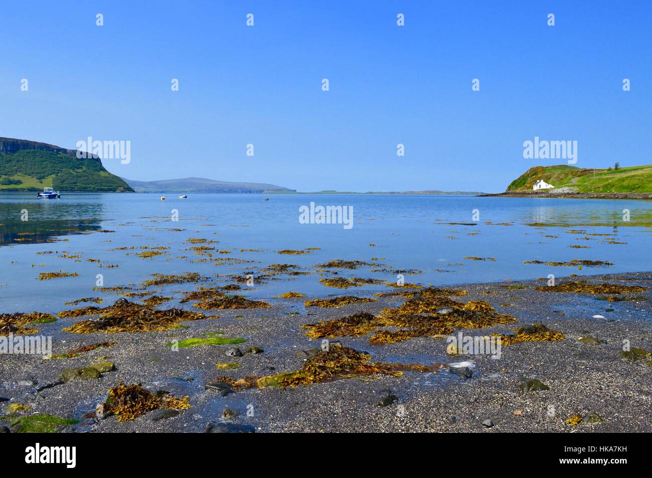 Seaside village stein on isle of skye hi-res stock photography and ...