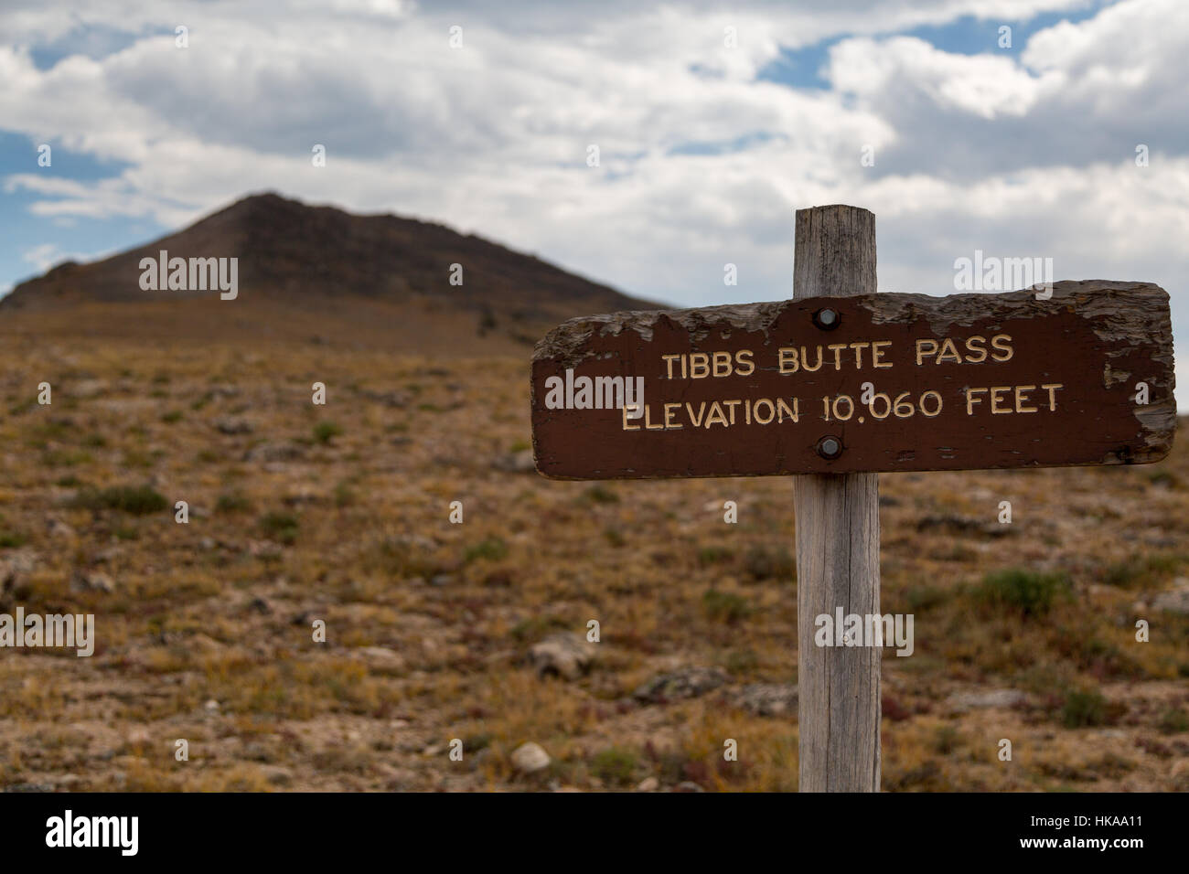 Mountain elevation sign hi-res stock photography and images - Alamy