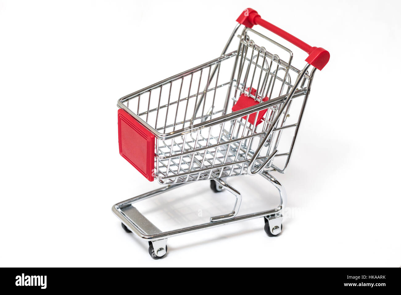 Empty shopping cart hi-res stock photography and images - Alamy