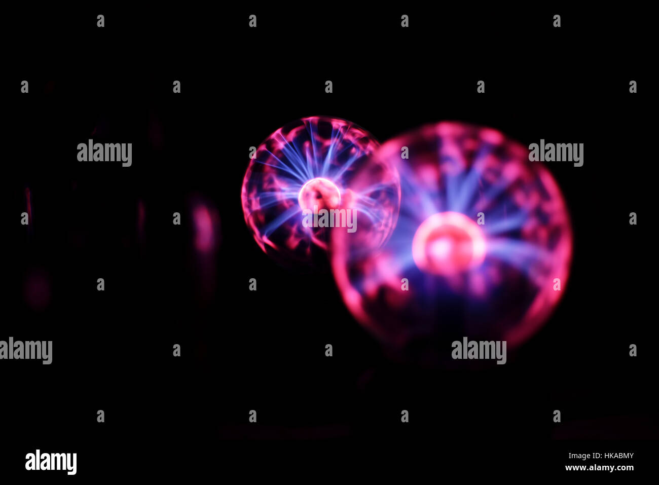 Electro static source hi-res stock photography and images - Alamy