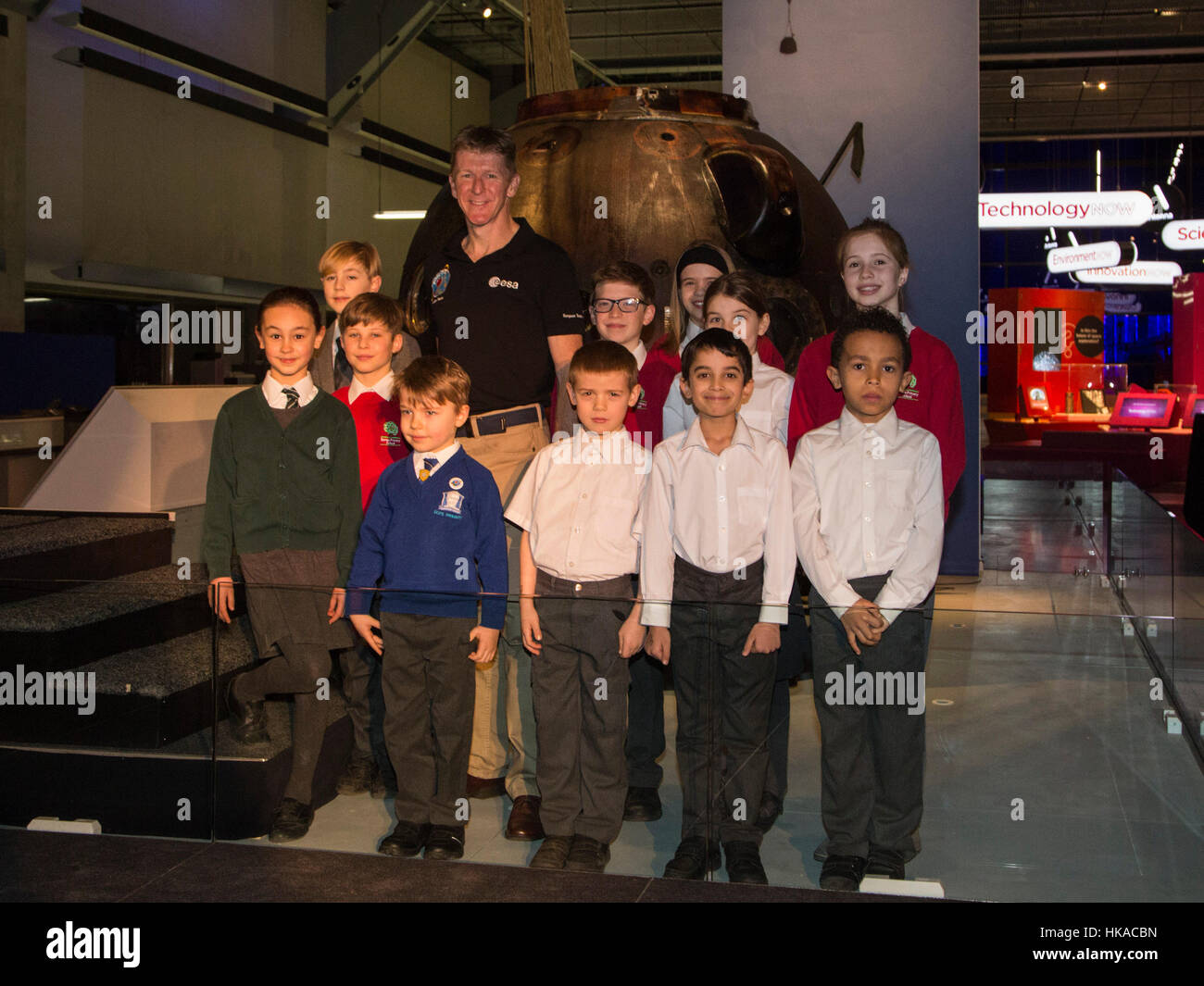 Barnes primary school hi-res stock photography and images - Alamy