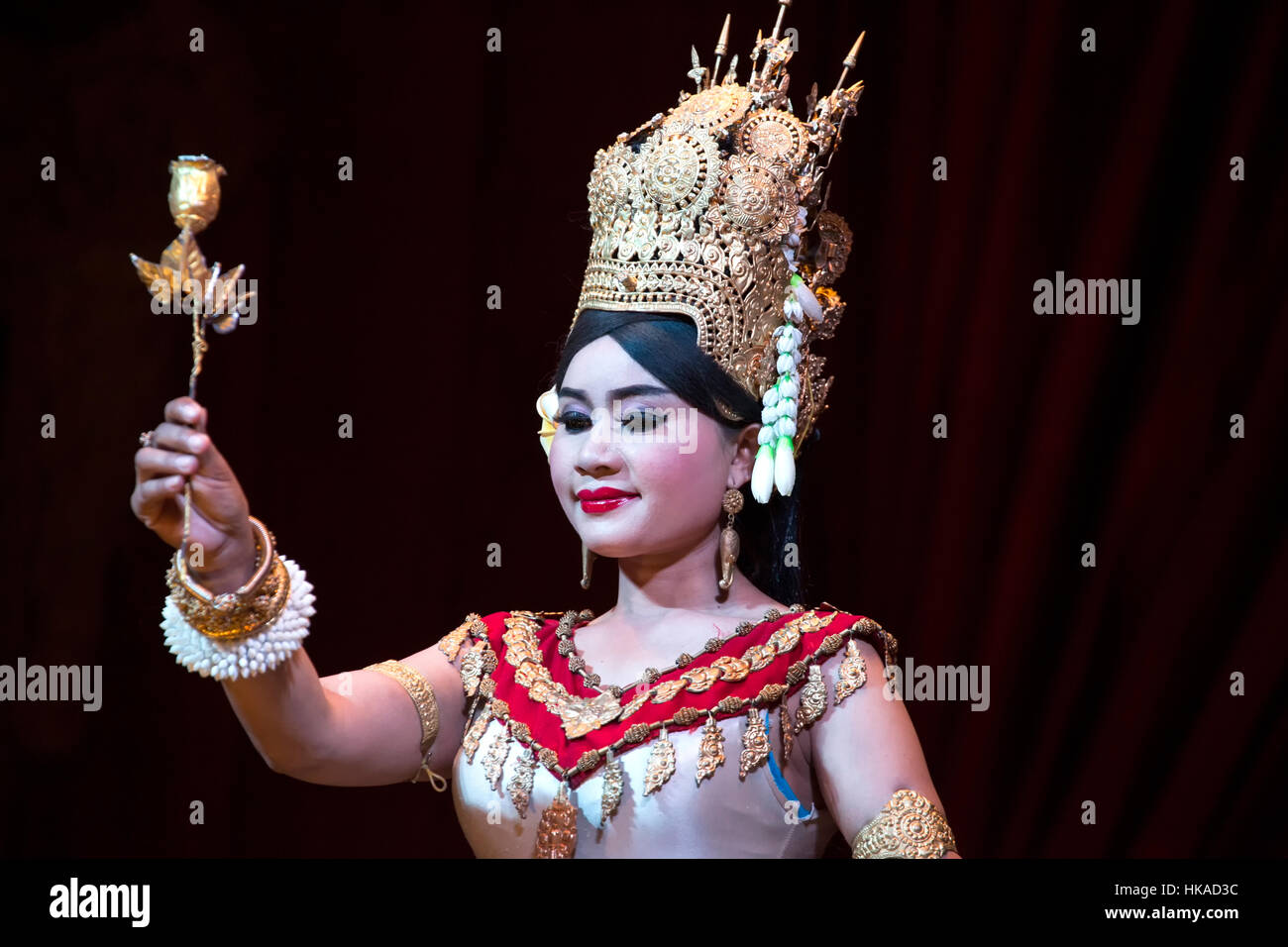 Apsara cambodia dancer hi-res stock photography and images - Alamy