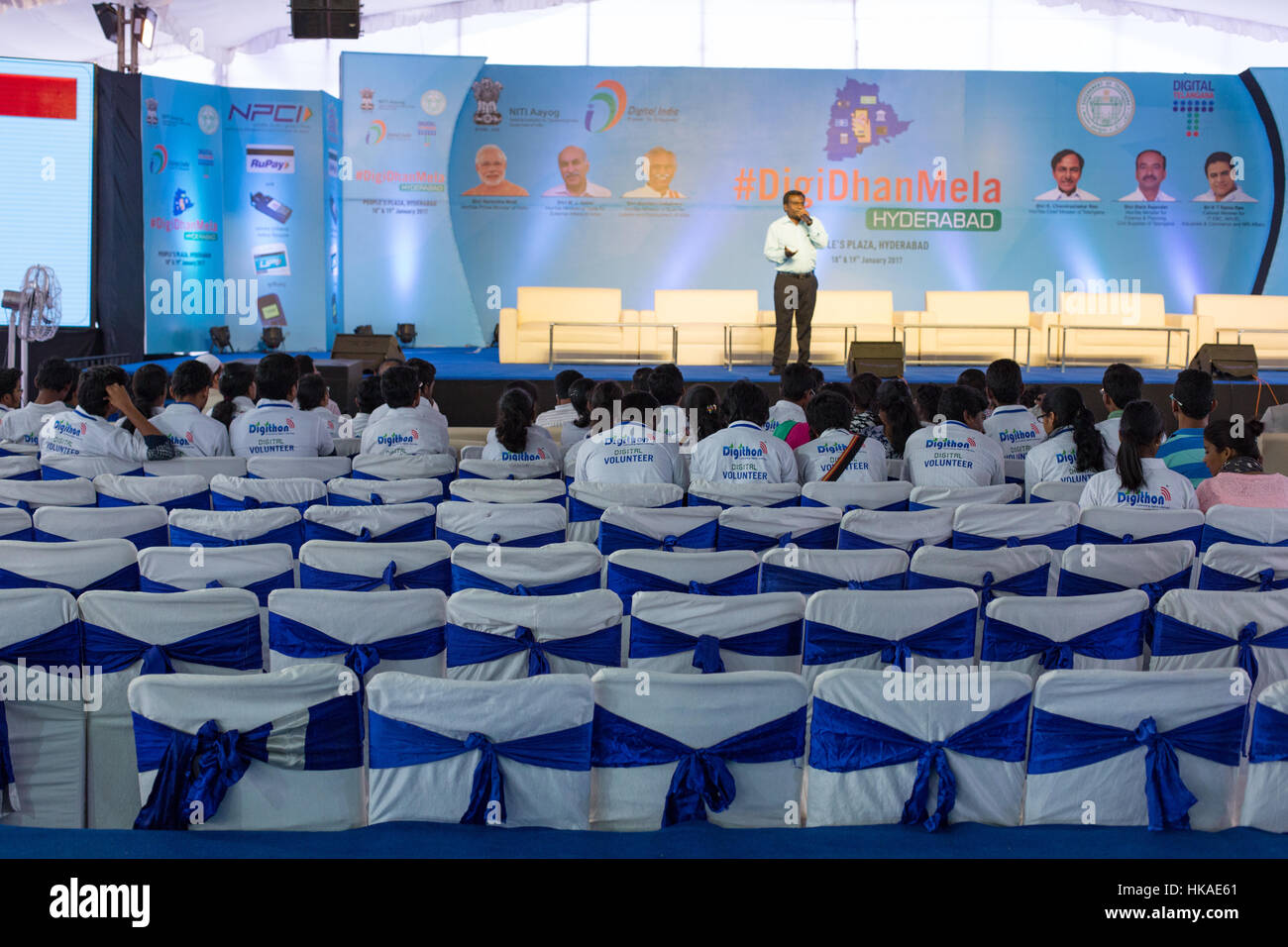 Dhan app hi-res stock photography and images - Alamy