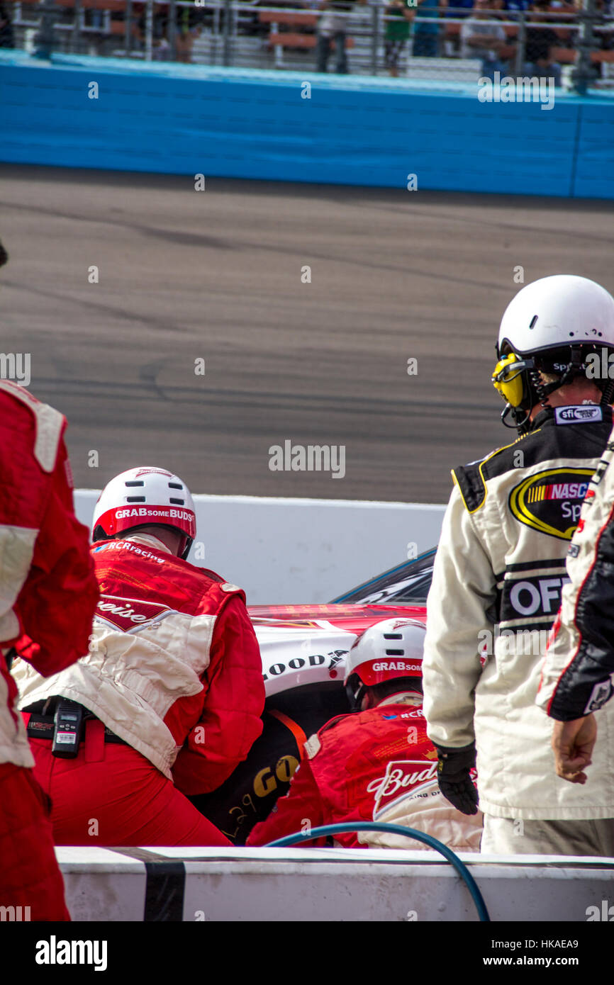 Setting up rv hi-res stock photography and images - Alamy