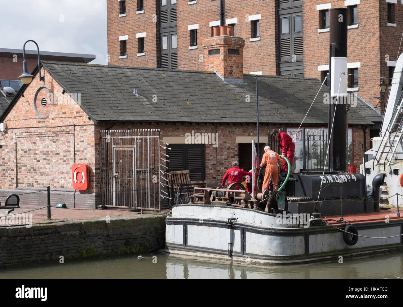 Vintage steam dredger in Gloucester Docks, southern England Stock Photo ...