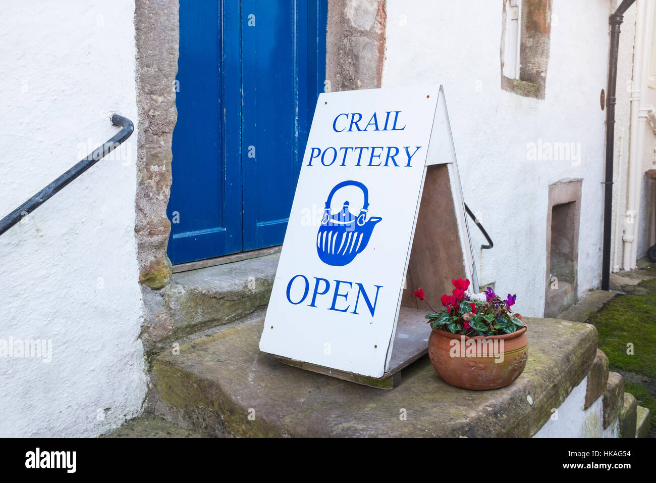 Scottish pottery hi-res stock photography and images - Alamy
