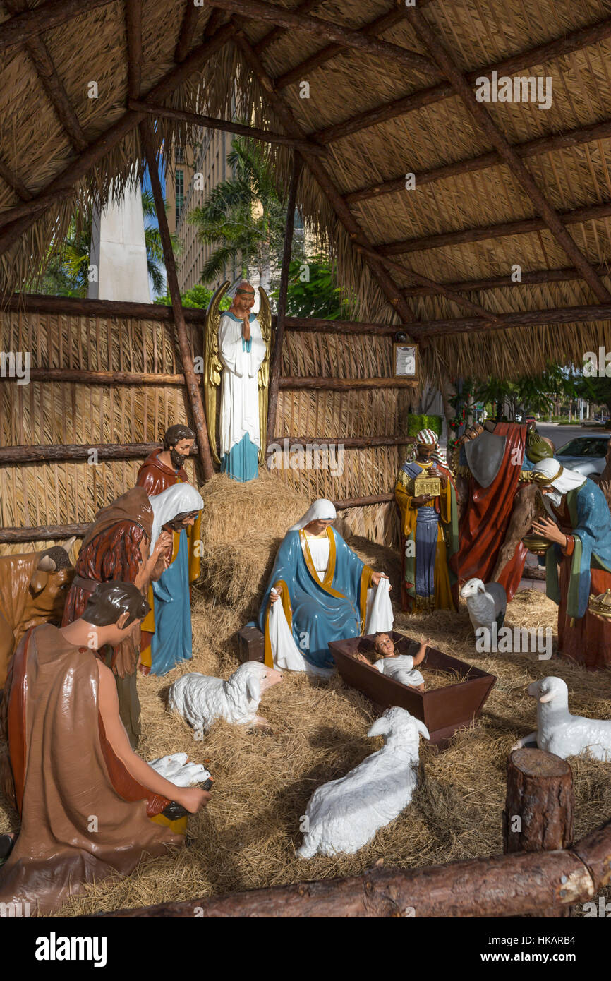 OUTDOOR LIFE SIZE CHRISTMAS NATIVITY SCENE CORAL GABLES FLORIDA USA ...