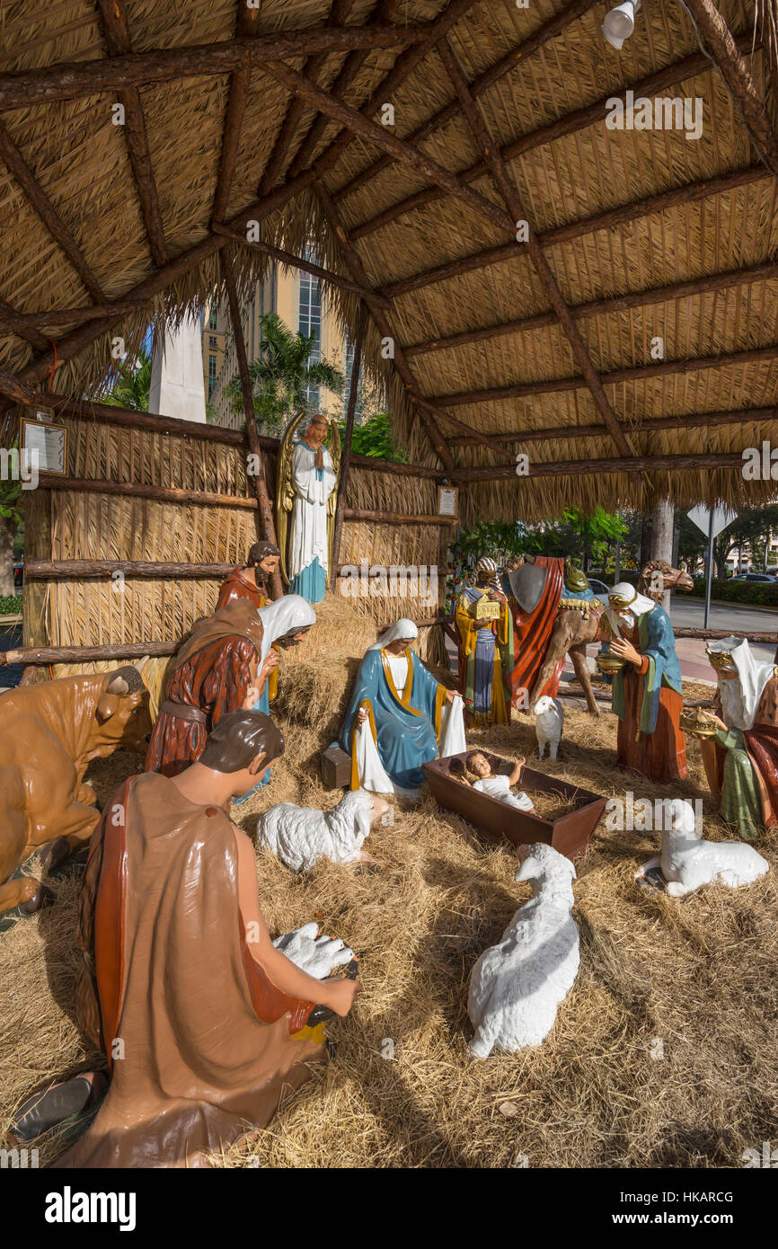 OUTDOOR LIFE SIZE CHRISTMAS NATIVITY SCENE CORAL GABLES FLORIDA USA ...
