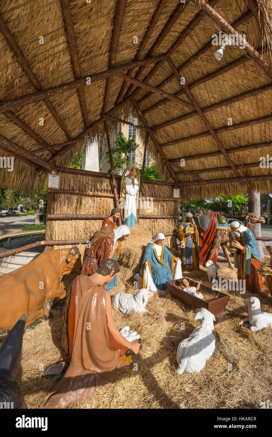 Outdoor life size christmas nativity hi-res stock photography and ...