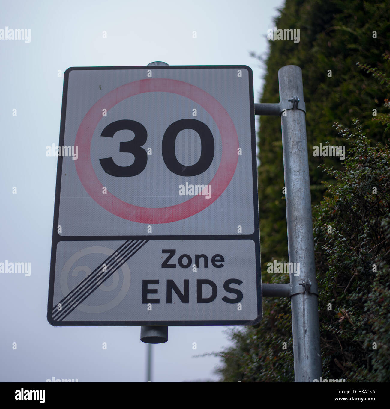 Road sign 30mph uk hi-res stock photography and images - Alamy