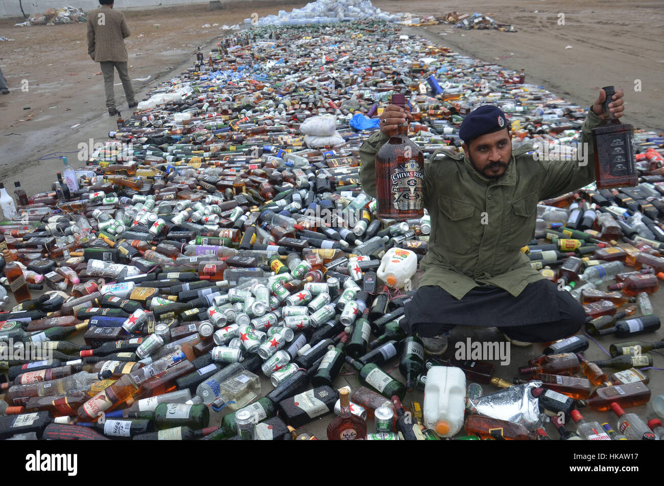 Pakistan. 26th January 2017. Customs officials burn piles of drugs on ...