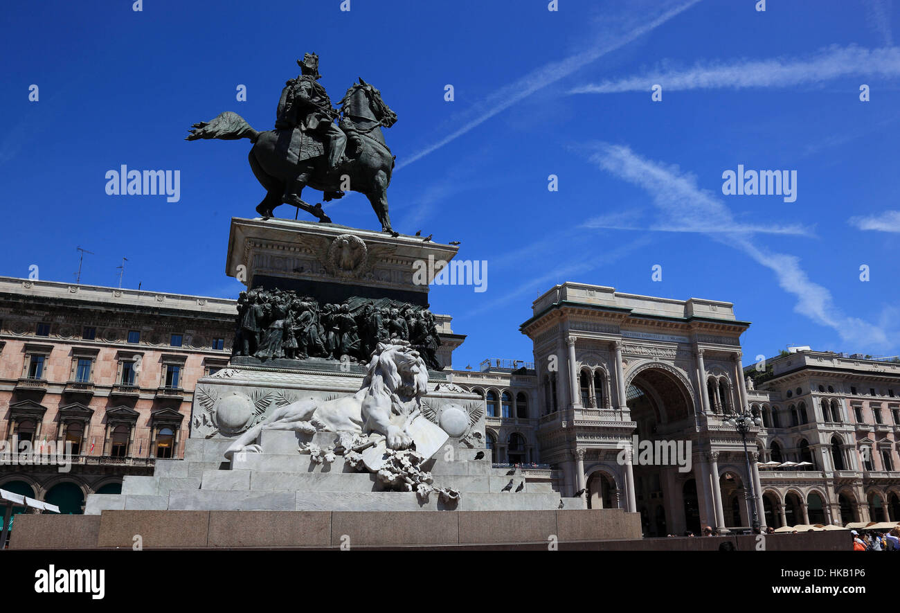 Statue of vittorio emanuele milan italy hi-res stock photography and ...