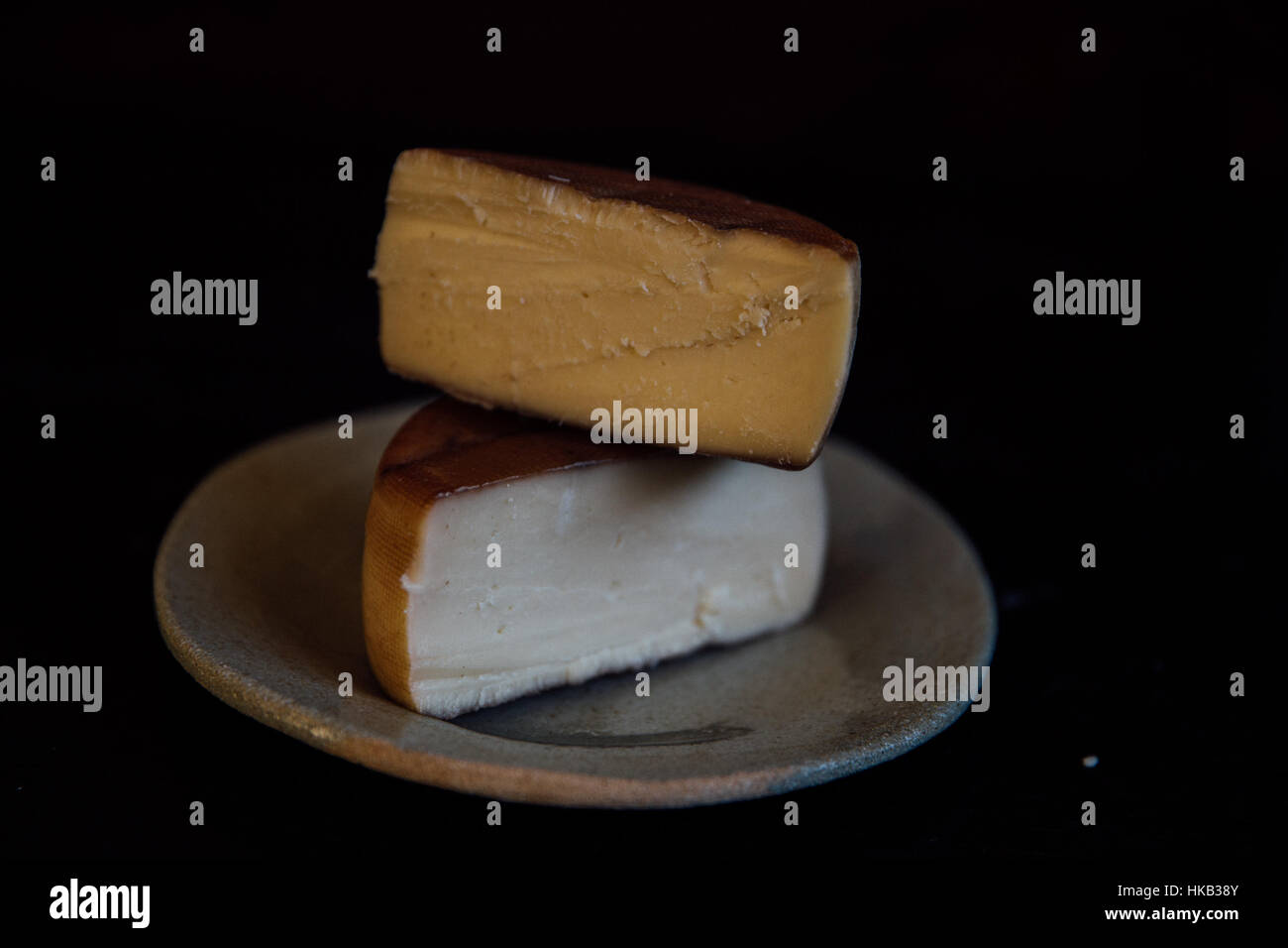 Queso ahumado hi-res stock photography and images - Alamy