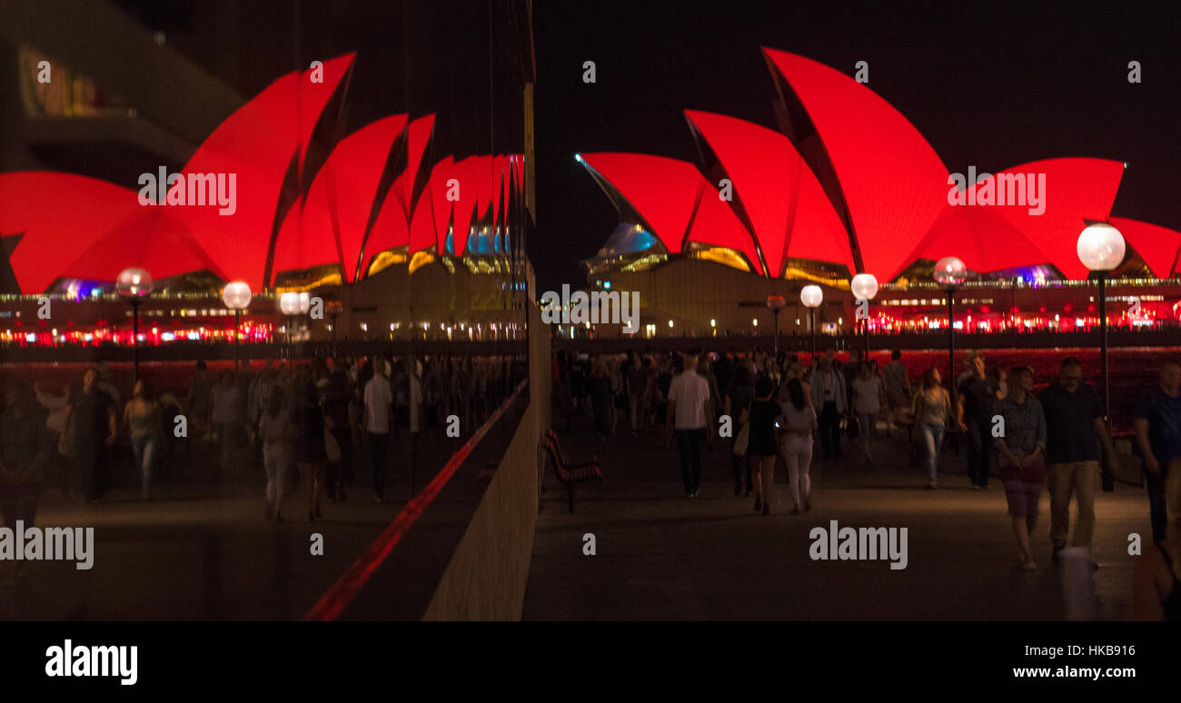 Sydney, Australia. 27th Jan, 2017. Sydney Opera House seen light red ...