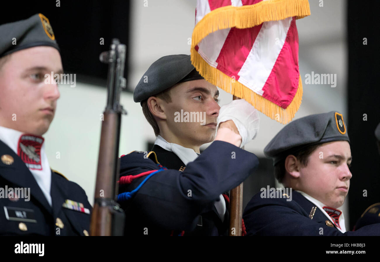 Jrotc color guard hi-res stock photography and images - Alamy