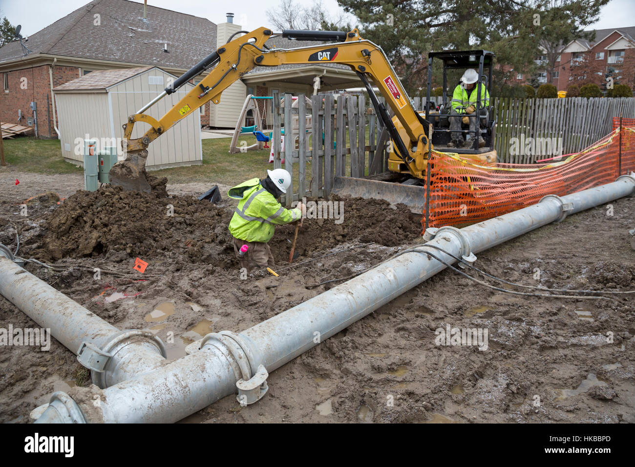 Fraser, USA. 27th January, 2017. The collapse of an 11-foot-wide ...