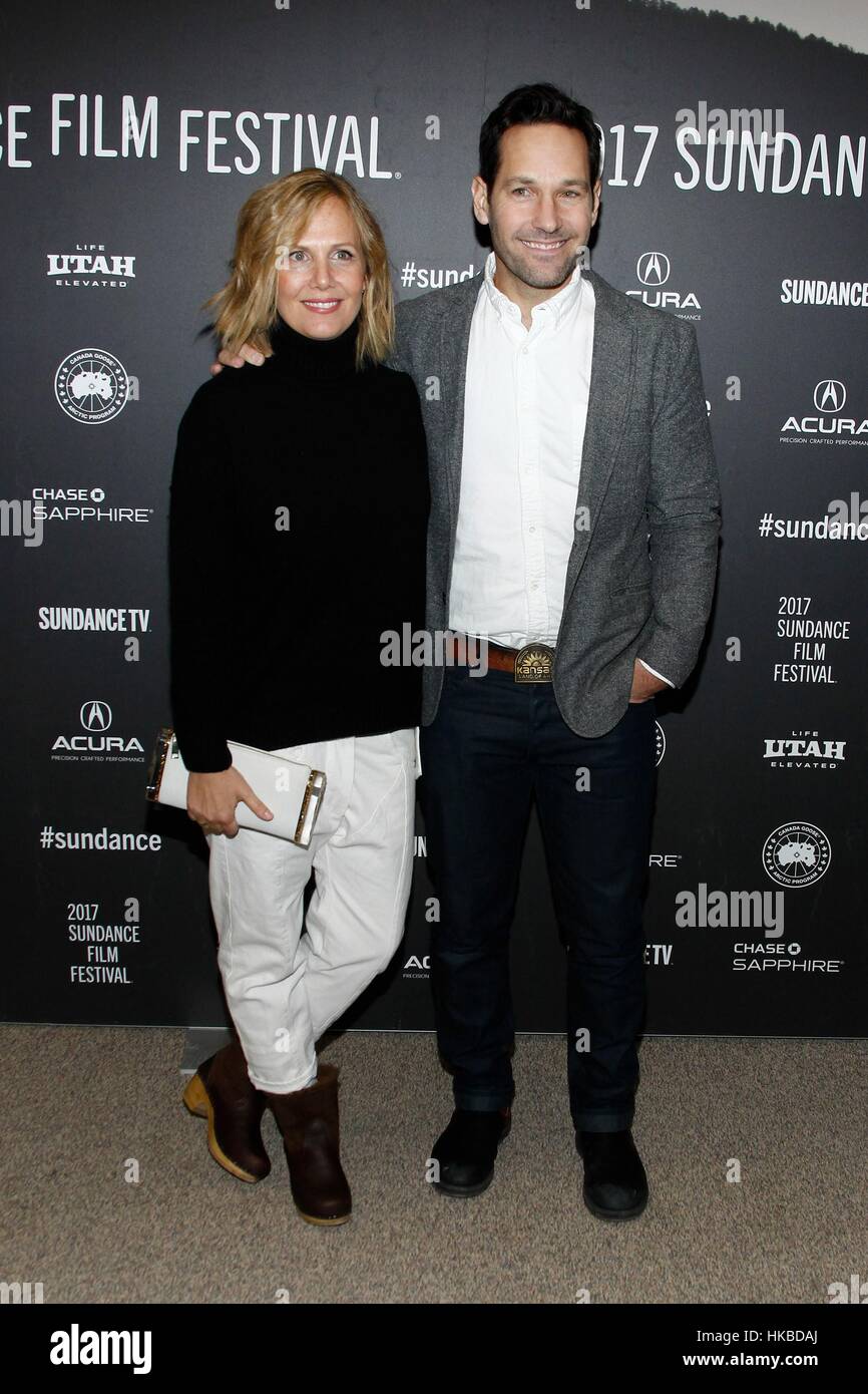 Julie rudd hi-res stock photography and images - Alamy