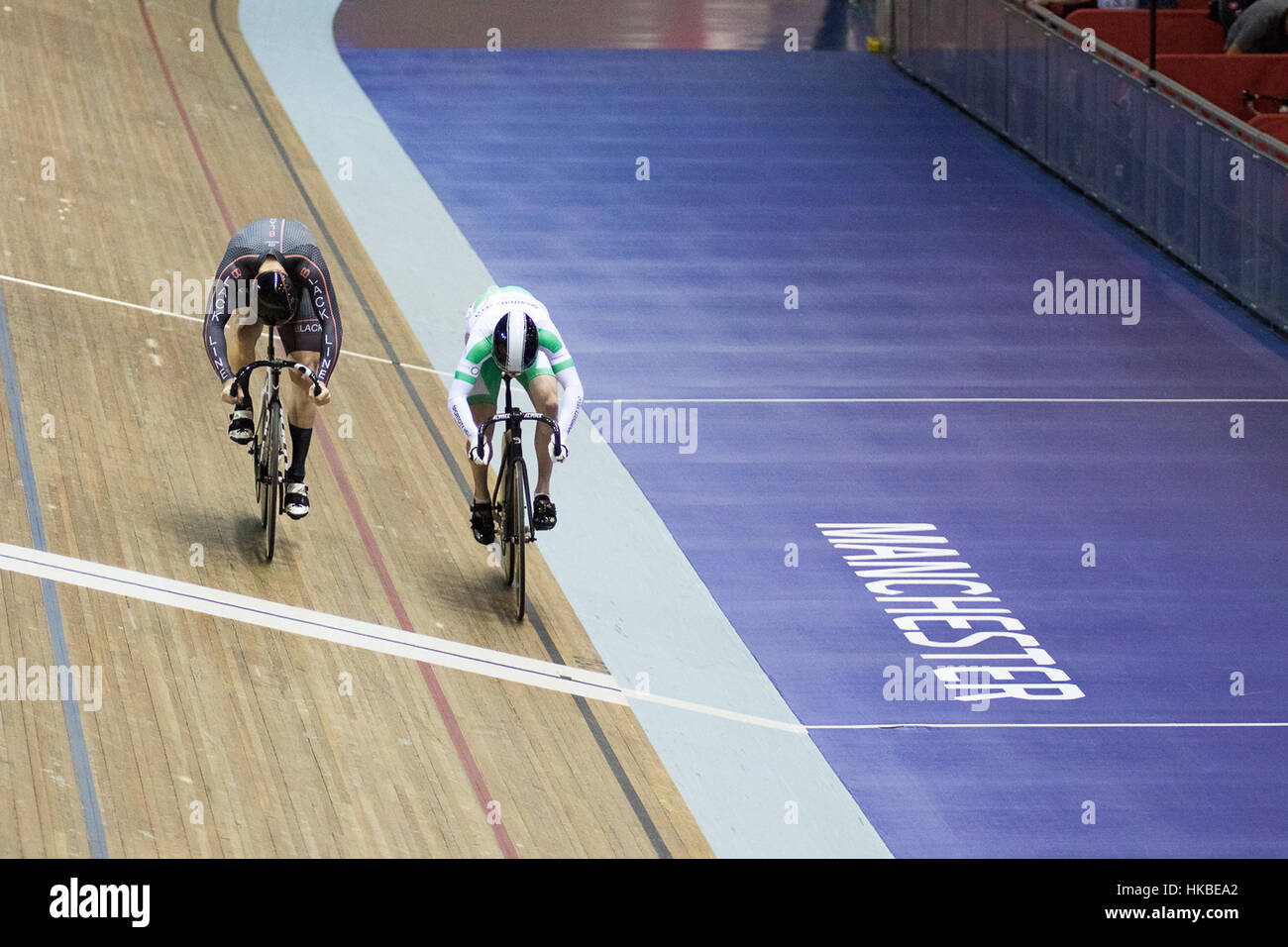 Manchester, UK. 28th Jan, 2017. Chris Heaton wins his heat in the mens ...