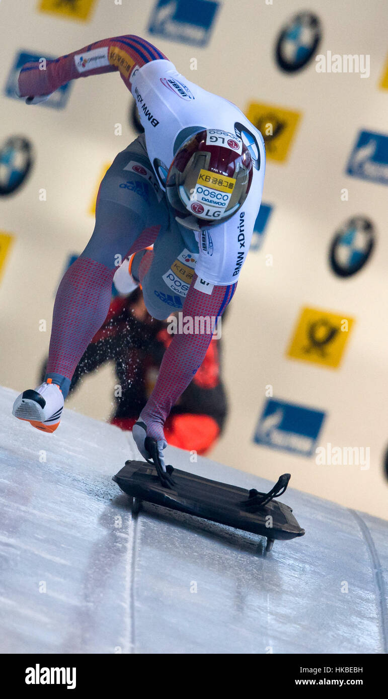 Sung bin yun hi-res stock photography and images - Alamy