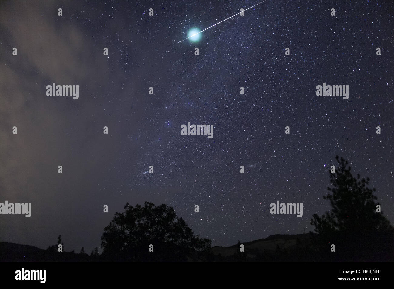 Meteor fireball explodes in a flash, Oregon, Ashland, Cascade Siskiyou ...