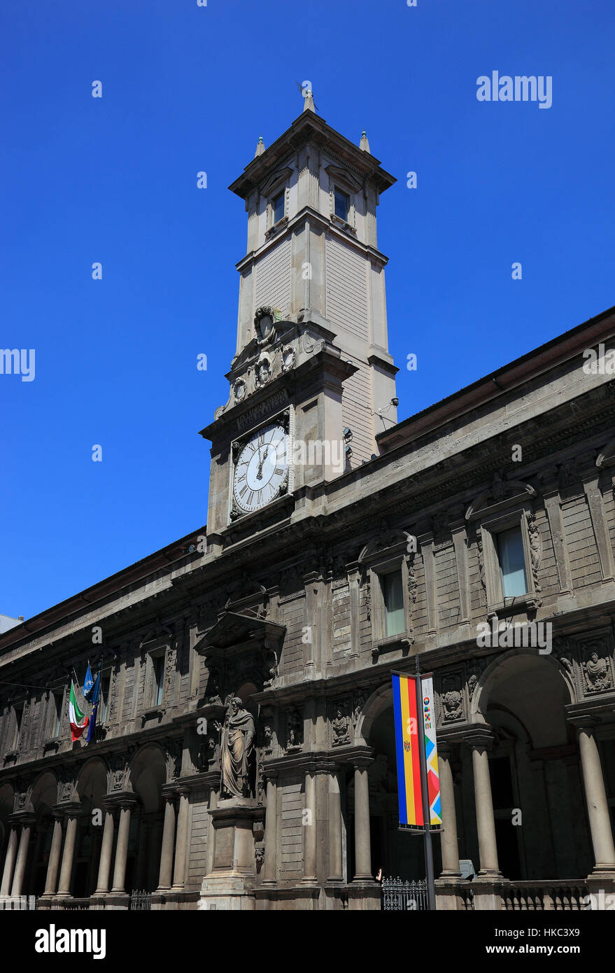 Milan clock tower hi-res stock photography and images - Alamy