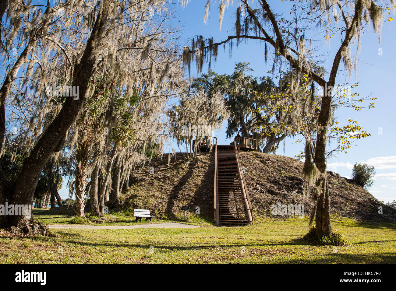 Safety harbor site mound hi-res stock photography and images - Alamy