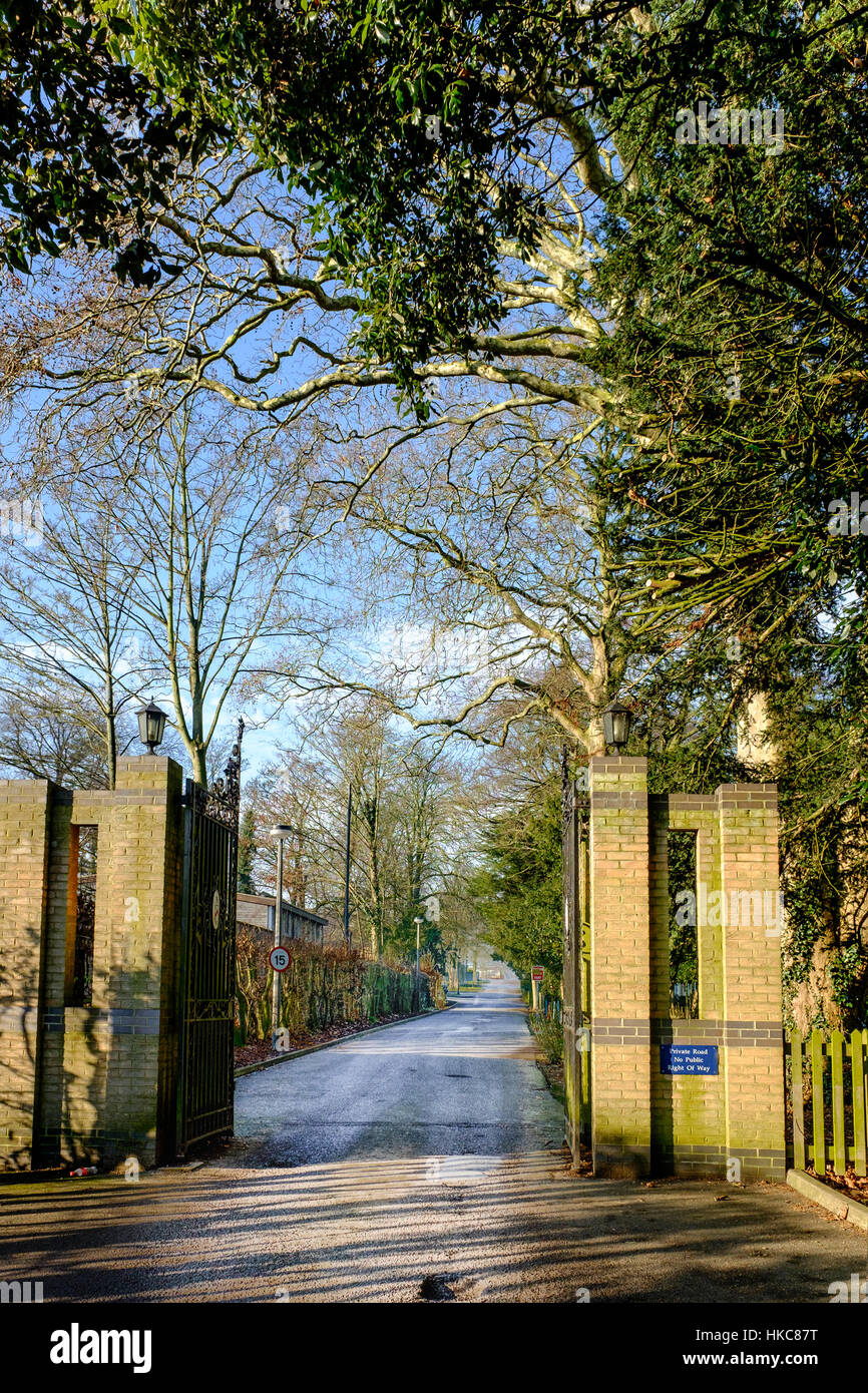 Entrance to private school hi-res stock photography and images - Alamy