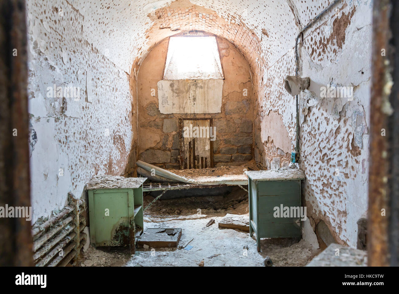 Old Wooden Jail Cell High Resolution Stock Photography and Images - Alamy