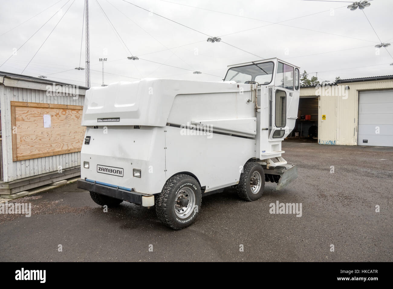 Zamboni ice resurfacing machine hi-res stock photography and images - Alamy