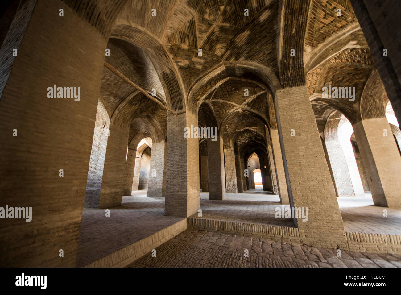 Hypostyle Hall of the Masjed-e Jame (Friday Mosque); Esfahan, Iran ...
