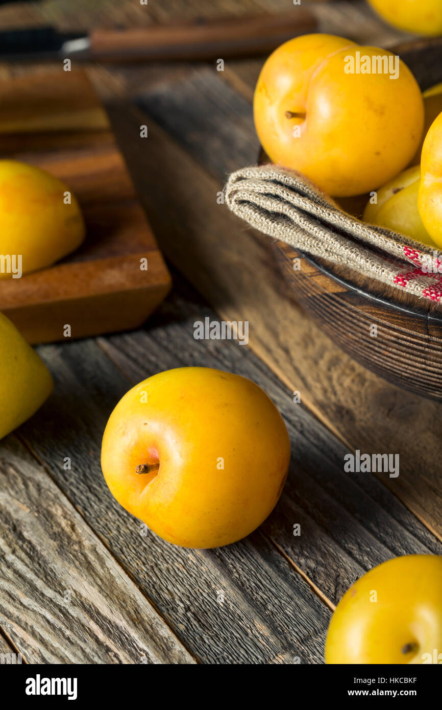 Healthy Organic Yellow Lemon Plums REady to Eat Stock Photo - Alamy