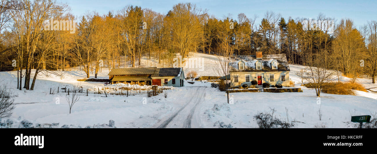 Rural woodshed england hi-res stock photography and images - Alamy