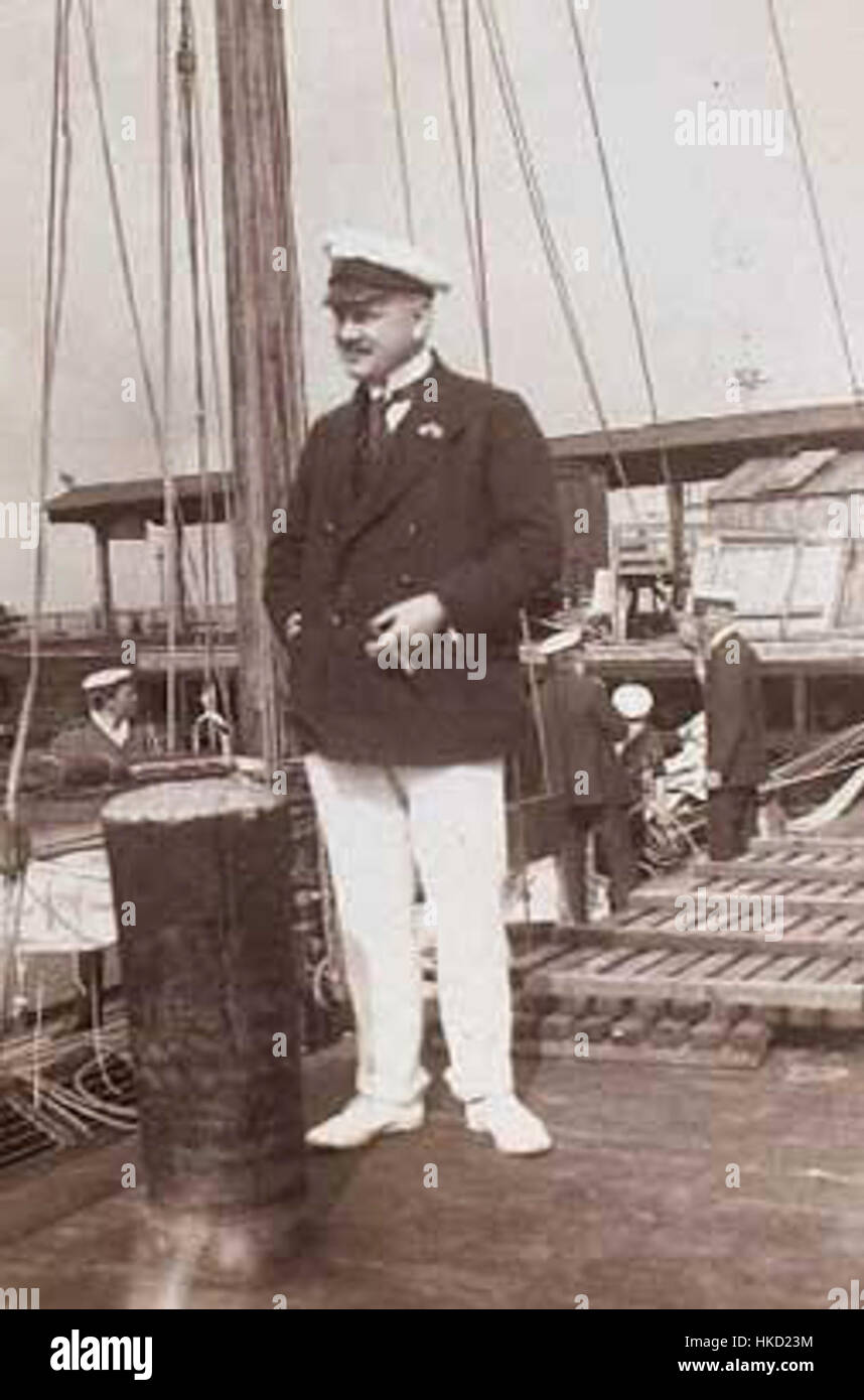 Painting plum hi-res stock photography and images - Alamy