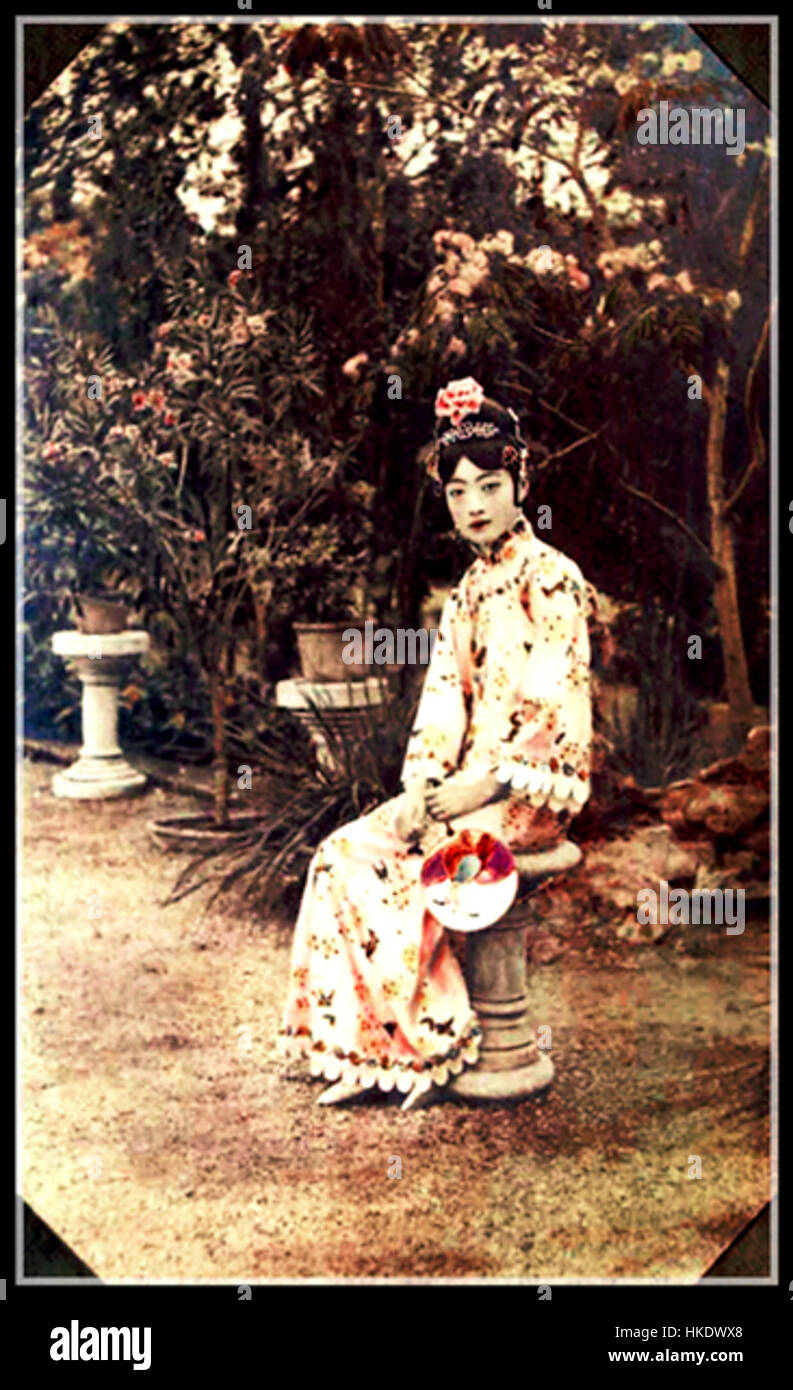 Empress Wan Rong was the last empress consort of the Qing dynasty. This ...