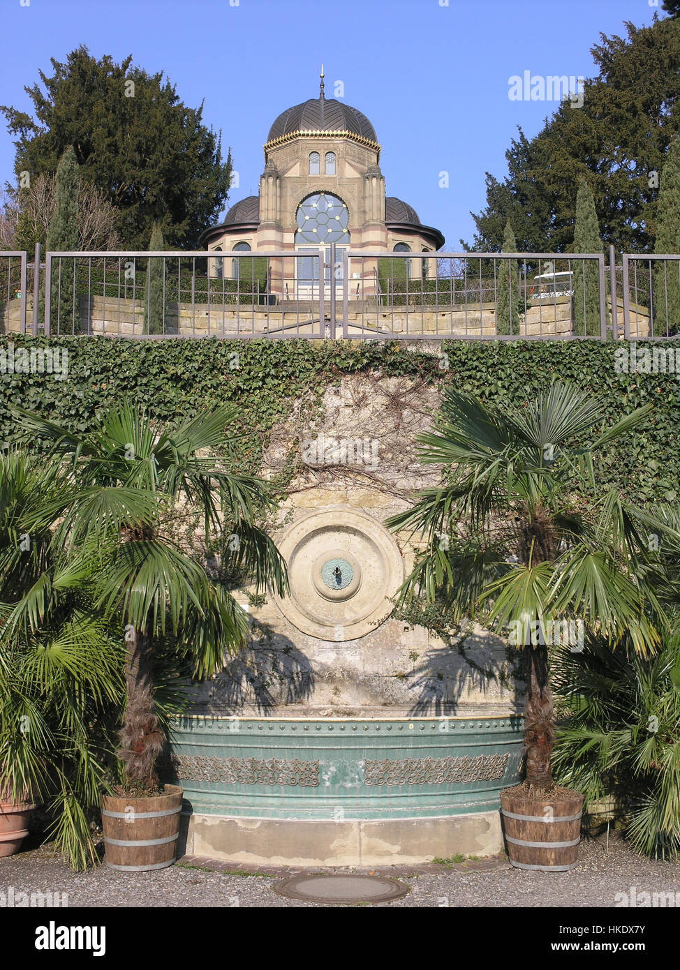 Moorish font hi-res stock photography and images - Alamy