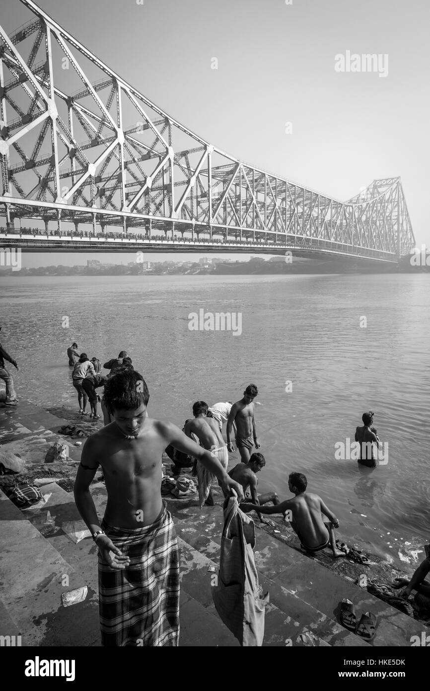 India, West Bengal, Kolkata, Hughli river Stock Photo - Alamy