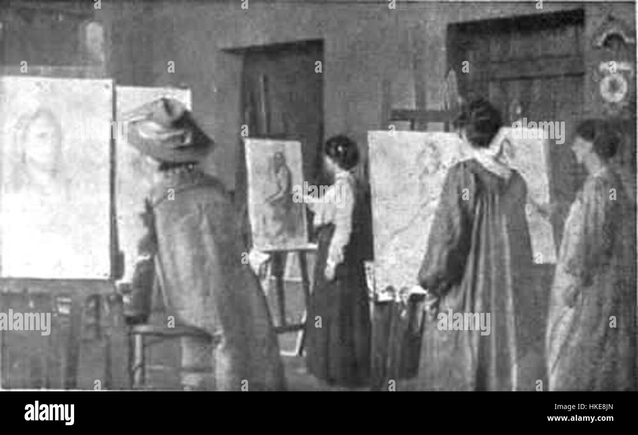 The Newlyn Art School was a renowned institution in Cornwall, known for ...