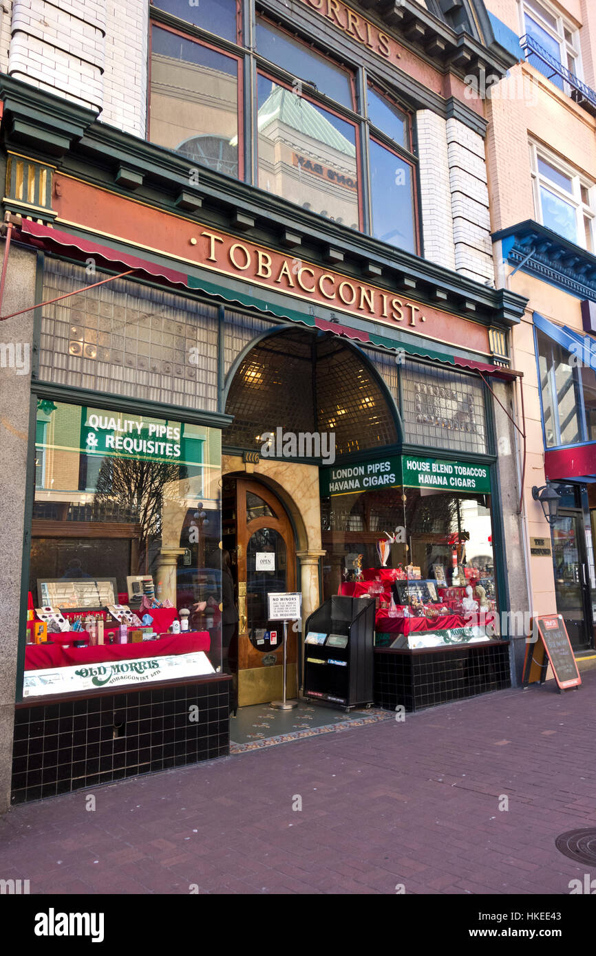 Government street victoria bc hi-res stock photography and images - Alamy